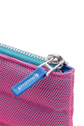 Mesh Poofy Wallet | Beyond The Vines